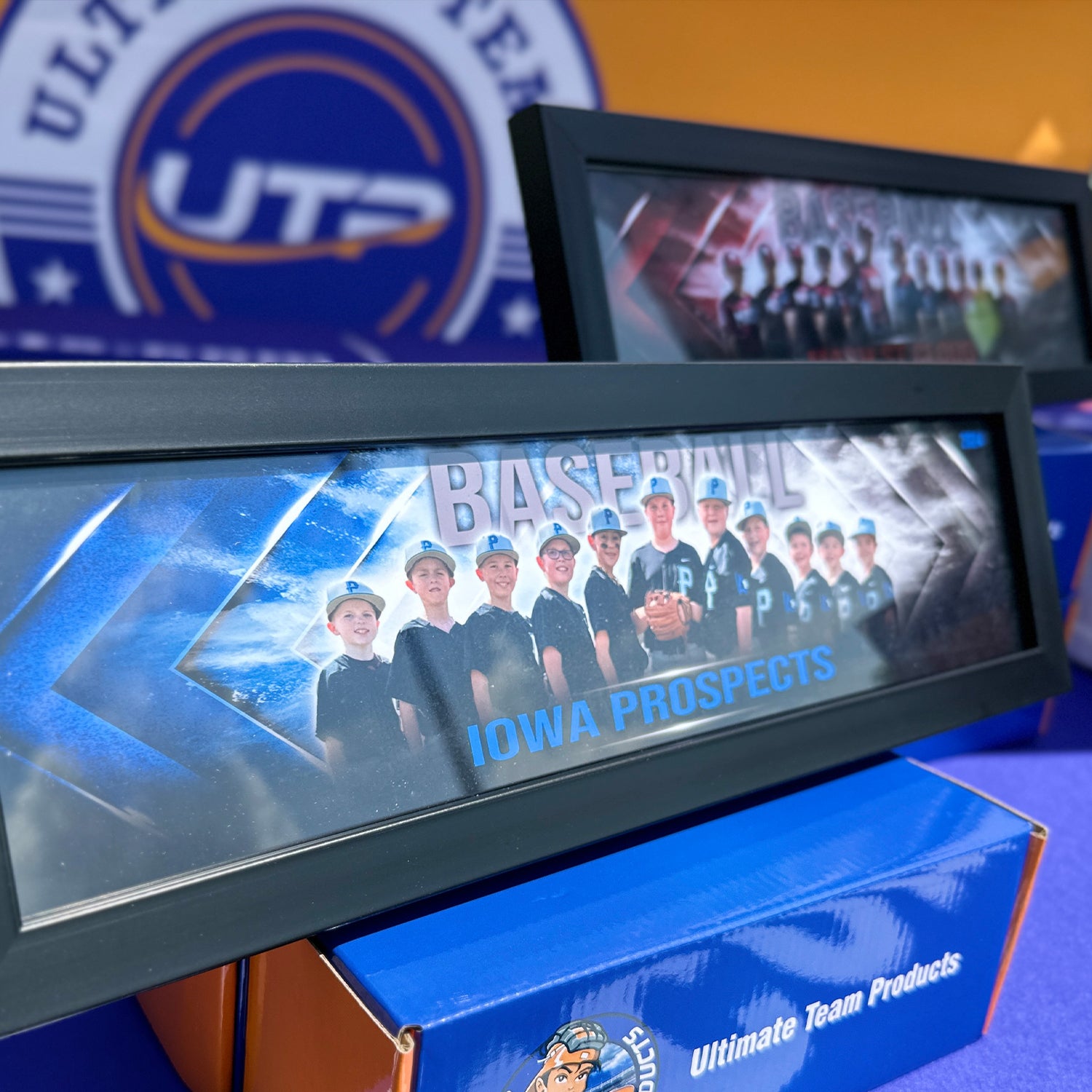 40 Medium 4x16" Frames – UTP Interns